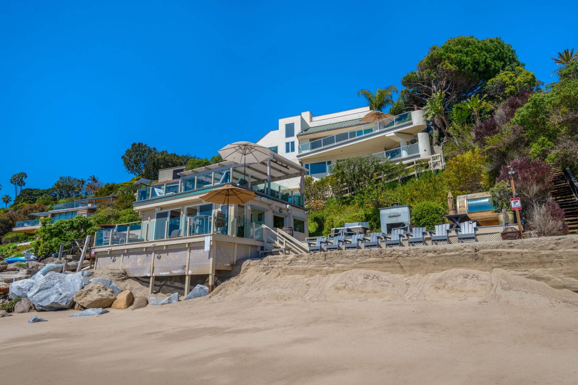 NHL Hockey Legend Looks To Score $75 Million For All Star Malibu Beach ...